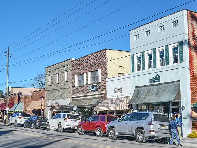 Blowing Rock's charming downtown invites leisurely strolls where window shopping becomes an art form and rushing feels almost criminal.