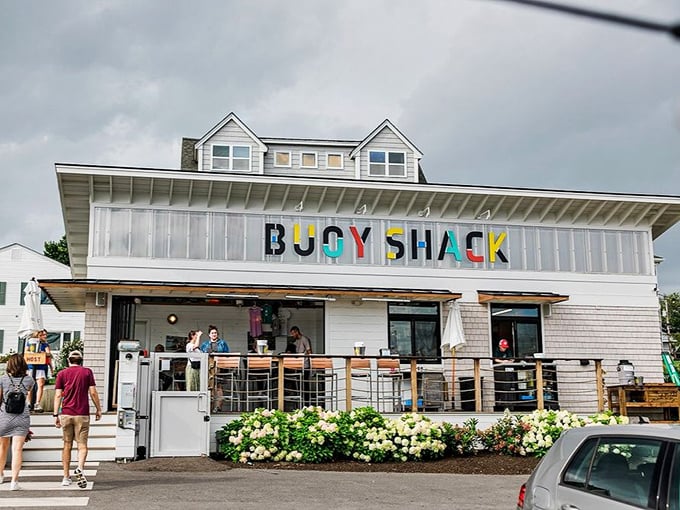 Modern coastal charm meets old-school seafood traditions in this delightfully welcoming spot by the water.