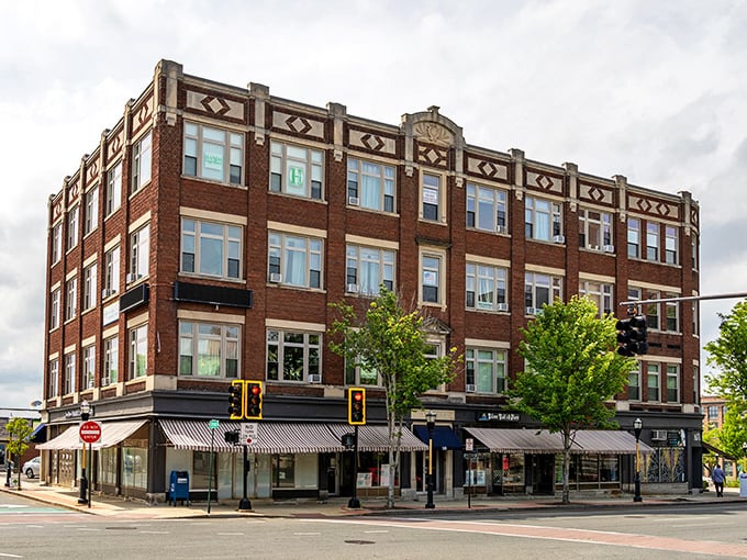 This historic downtown proves that great deals and beautiful architecture go hand in hand perfectly.