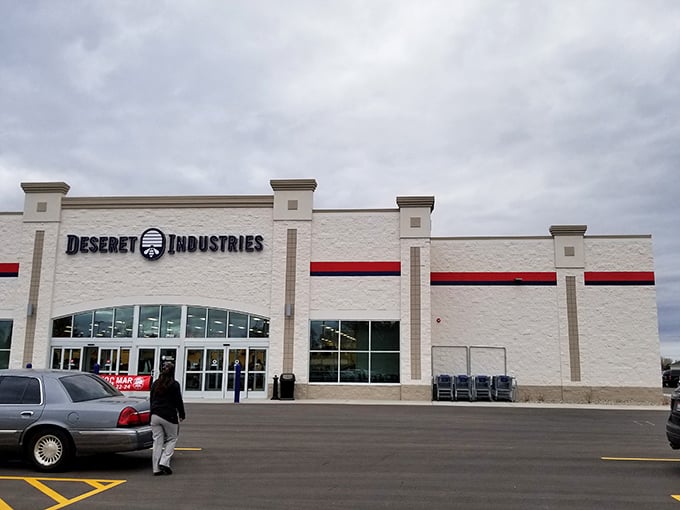 Clean lines and spacious parking welcome bargain hunters. Deseret Industries' massive white building houses thousands of potential treasures.