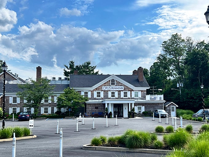 Classic Long Island charm meets serious steakhouse skills—sometimes the best meals happen in the prettiest unexpected places.