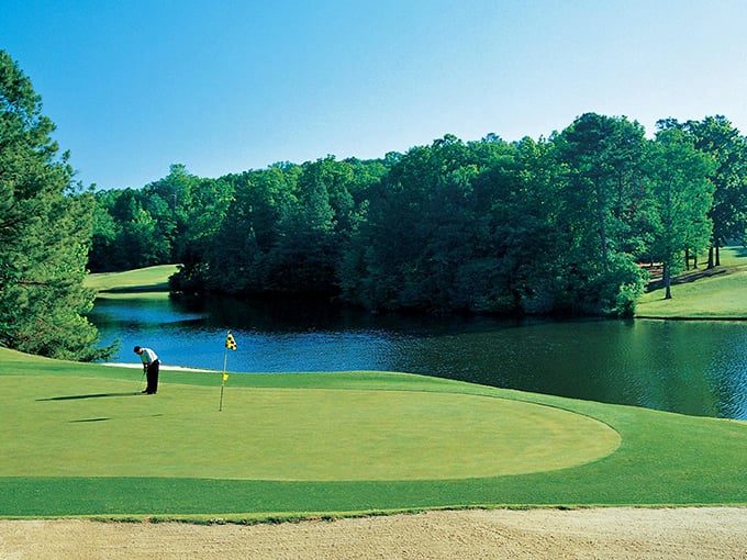 Golf with a view? Yes, please! King Carter Golf Club offers emerald greens that seem to float between sky and water.