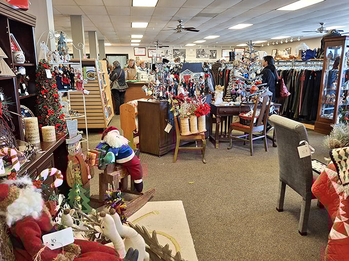 Christmas in every corner! The holiday section transforms shopping into a nostalgic journey through decorations that whisper "someone else's grandmother loved me first." 