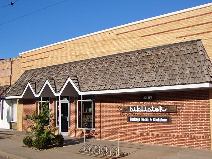 "Bibliotek" – even the library speaks Swedish in Lindsborg! This charming building houses stories in two languages and centuries of heritage.