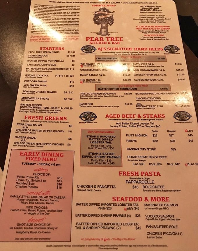 A menu that reads like a love letter to carnivores. When they list "Famous Entrées," believe me, there's nothing hyperbolic about that claim.