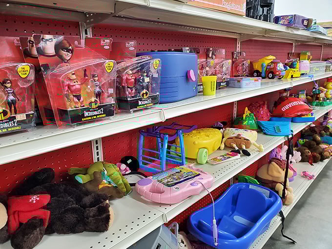 Incredibles action figures waiting for second acts—like superheroes in retirement, these toys are ready for new adventures with budget-conscious families.