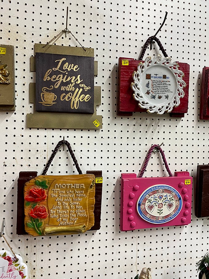 Wall décor that speaks volumes! From coffee wisdom to motherly advice, there's a sign for every sentiment.