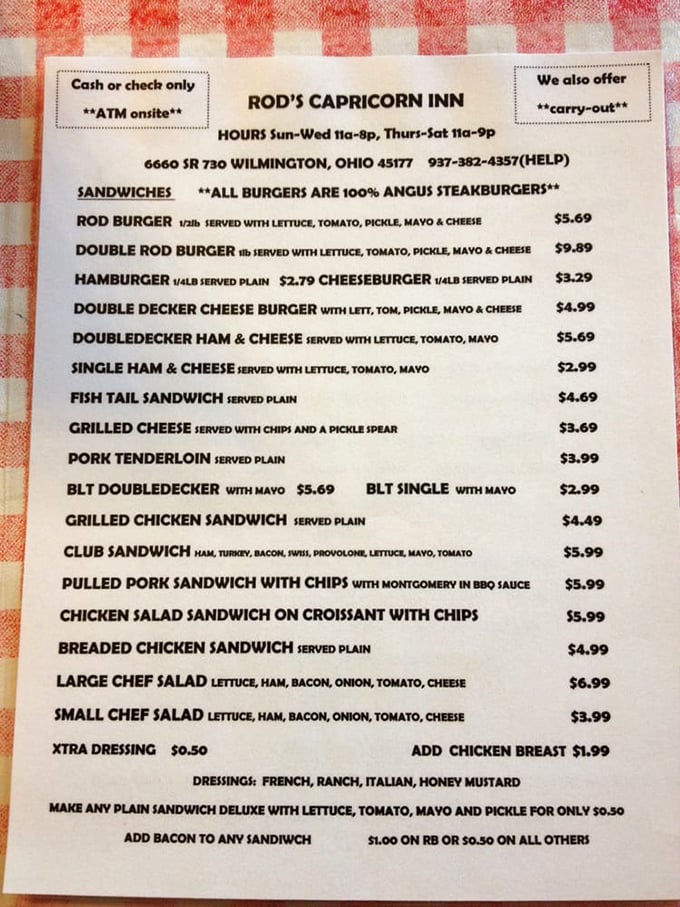 The menu doesn't mince words—100% Angus steakburgers take center stage, with the legendary Rod Burger leading a supporting cast of diner classics.