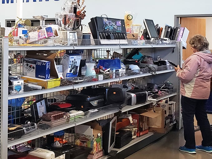 Electronic treasures await new homes on these shelves. Yesterday's gadgets offering tomorrow's possibilities—from vintage keyboards to modern tech at prices that won't short-circuit your wallet.