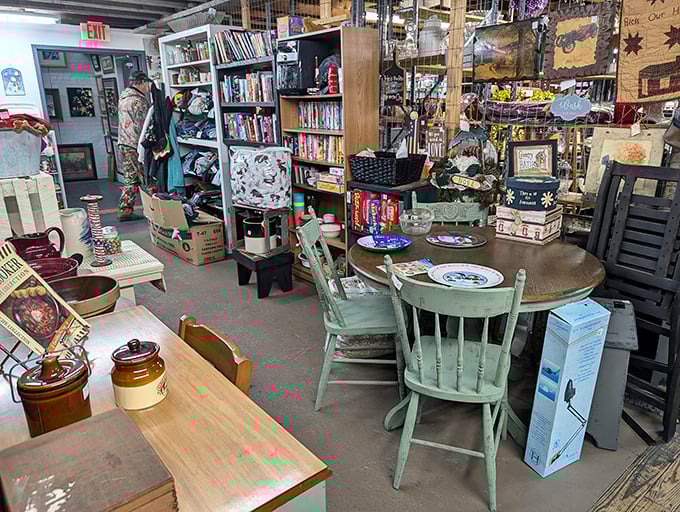 Like an archaeologist's dream dig, each booth reveals layers of Americana—books, dishware, and that perfect mint-condition chair you didn't know you needed.