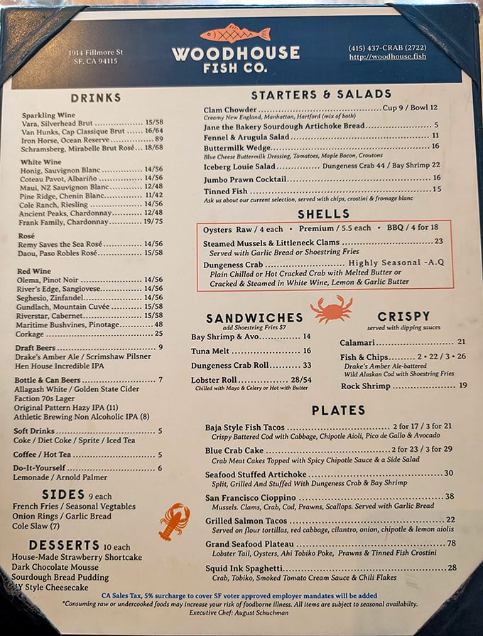 A menu that reads like poetry to seafood lovers—clam chowder, lobster rolls, and cioppino, oh my! Decision paralysis has never been so delicious.