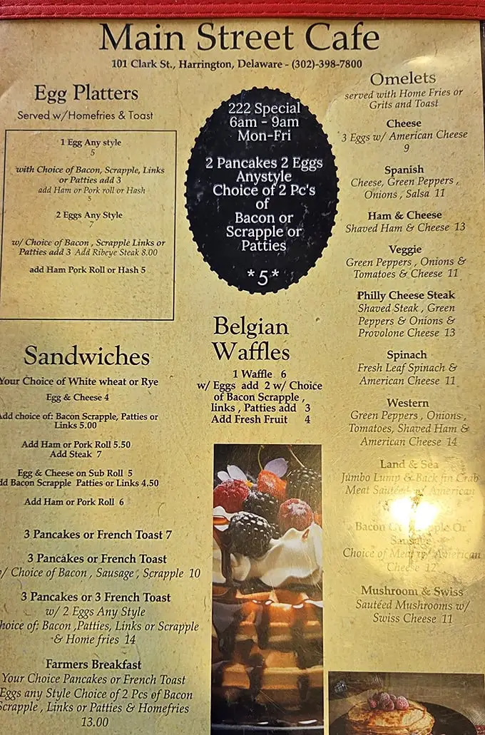 The menu reads like a love letter to breakfast classics – no molecular gastronomy here, just the timeless hits that have been making mornings bearable for generations.