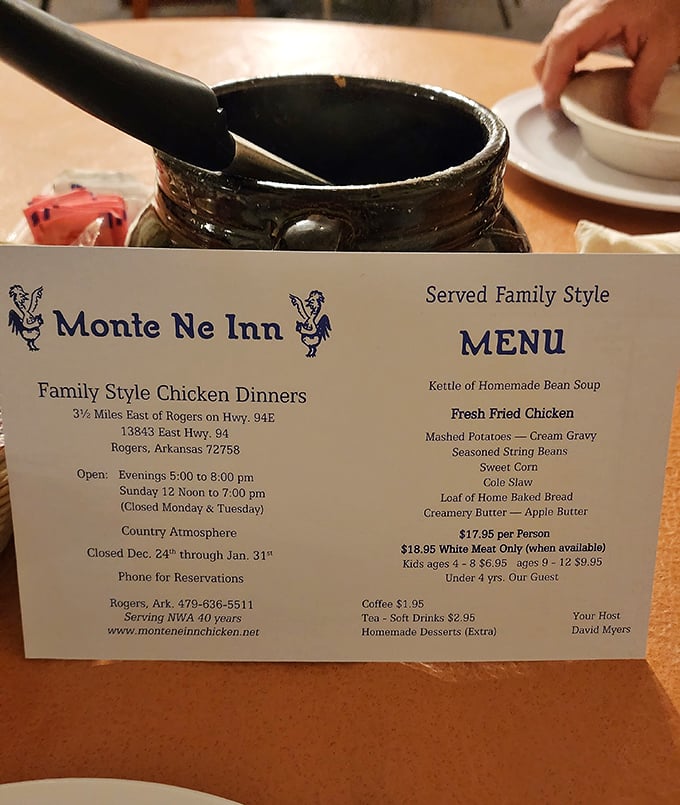 The menu at Monte Ne Inn is refreshingly straightforward – no fusion confusion here, just the timeless classics your taste buds have been dreaming about.