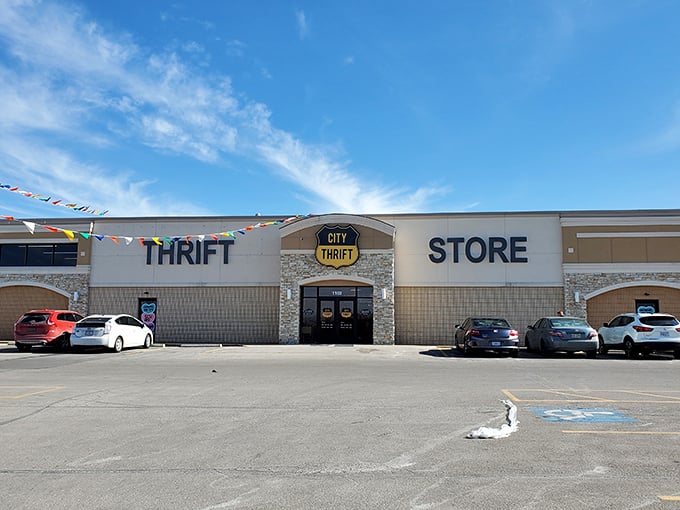 When a thrift store needs this much parking space, you know serious shopping awaits within.