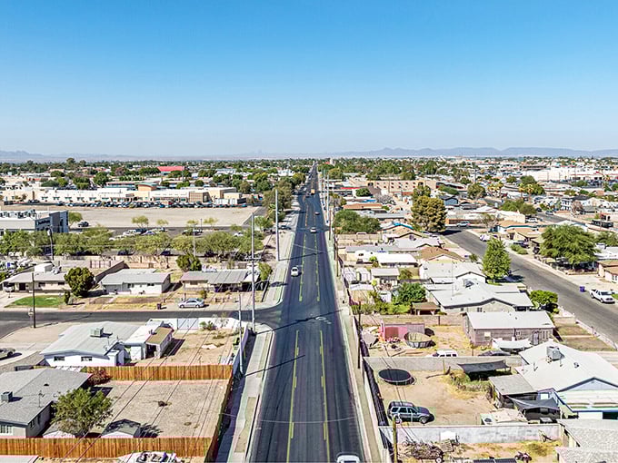 Welcome to Yuma, where the desert meets civilization and the sun plays favorites—shining here more than anywhere else on Earth!