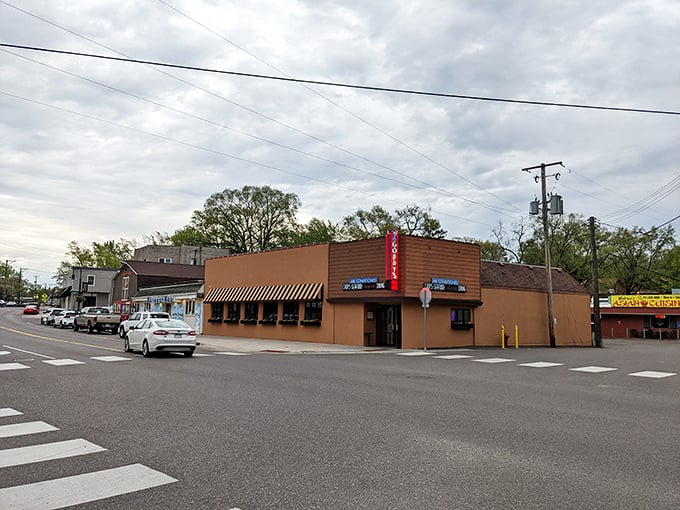 Simple brown exterior, extraordinary steaks inside – Gordy's is the culinary equivalent of finding a winning lottery ticket in your junk drawer.