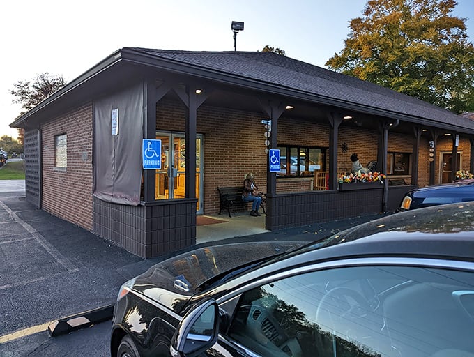 This brown brick building holds secrets that would make Colonel Sanders himself weep tears of joy.