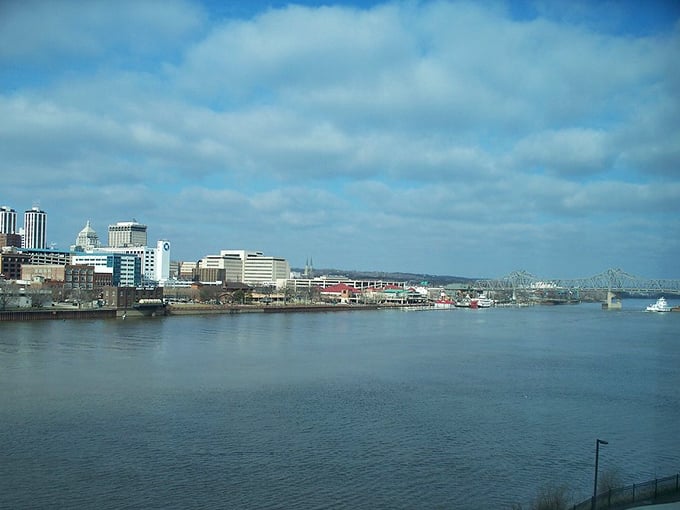 River views without river-view prices! Peoria's skyline flirts with the Illinois River while your bank account stays comfortably full—unlike those big-city retirement spots.