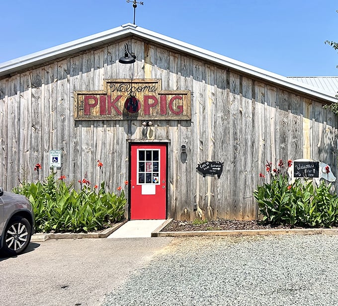 When a restaurant has a weathervane on top, you know they're serious about tradition – Pik N Pig delivers on that promise.