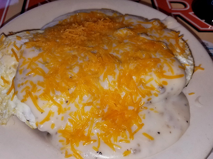 Gravy shouldn't be transparent, and at George's, it definitely isn't. This cloud of creamy comfort could make a Monday morning bearable.