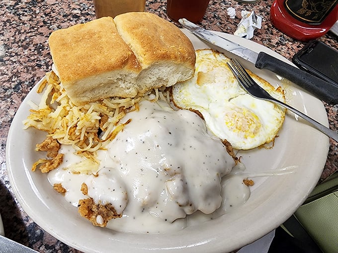 Biscuits and gravy that would make your grandmother both jealous and proud. That golden hash brown nest could make even the most disciplined dieter weak at the knees.