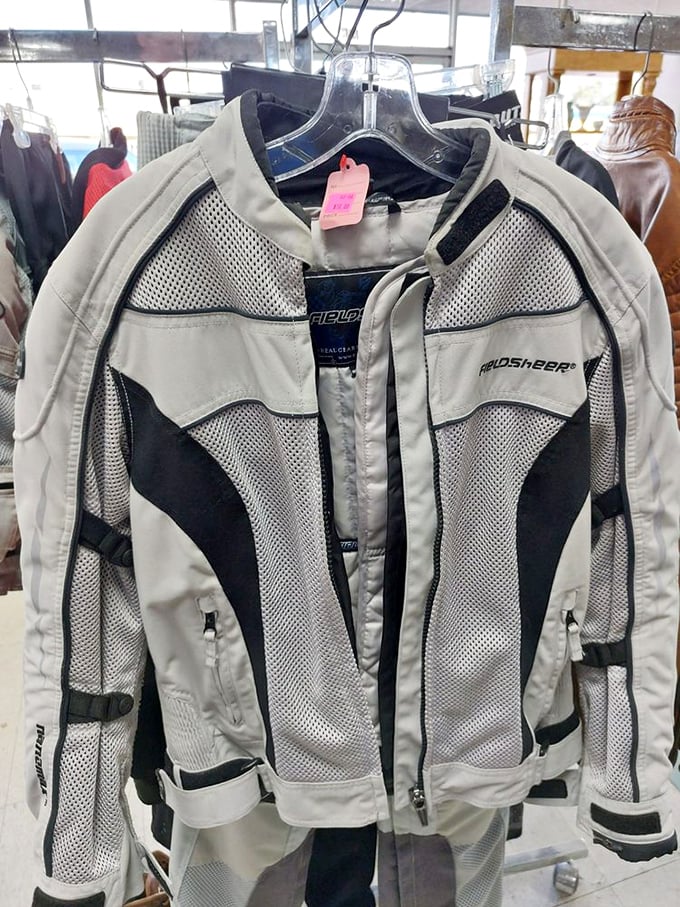 Adventure gear at civilian prices! This motorcycle jacket has stories to tell—and many more miles to travel with its next owner.