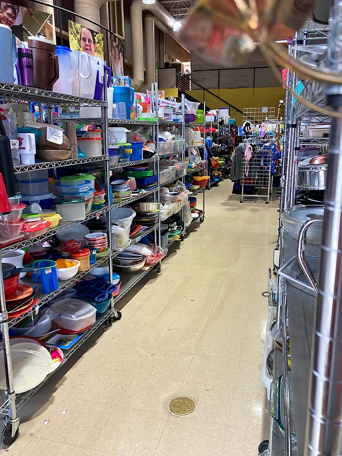 The kitchenware aisle – where Wisconsin home cooks find everything from forgotten Tupperware lids to that perfect pasta pot they didn't know they needed.