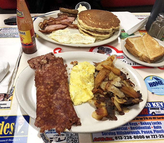 Breakfast platters that laugh in the face of portion control. That scrapple is the diner equivalent of a trust fall – you just have to believe.