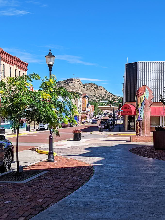 Brick-lined streets and vintage lampposts create a downtown that's both functional and photogenic—like finding practical shoes that somehow look fantastic.