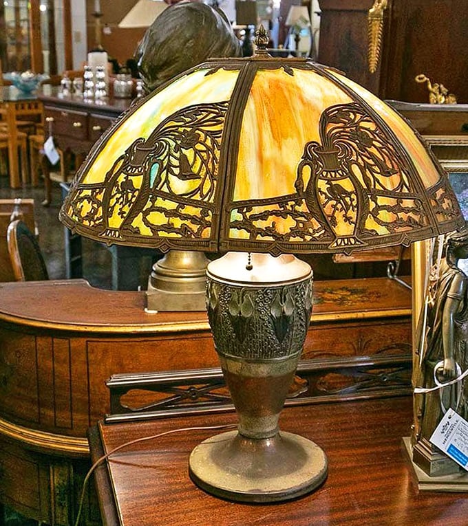 This isn't just a lamp—it's a time machine to your great-aunt's parlor where the cookies were always fresh. Stained glass storytelling at its finest.