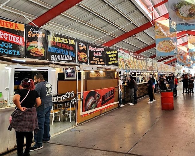 The food court at Broadacres buzzes with hungry shoppers refueling between their bargain hunting adventures.