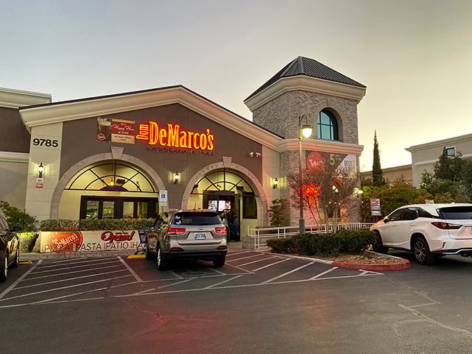 Elegant arches and sophisticated styling—the James Bond of pizza joints has arrived in Vegas.