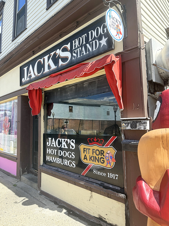 This narrow storefront has been "fitting kings" with perfect dogs for over a century – no castle required.