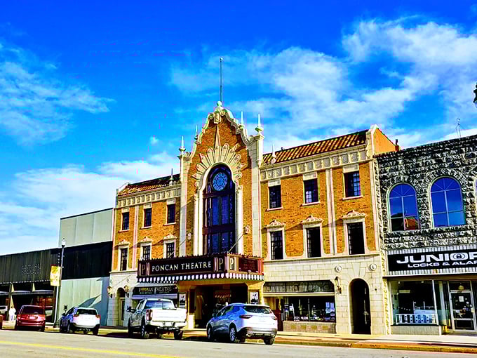 Tiny town, enormous natural beauty – those green hills and blue skies make Ponca feel like nature's secret hideaway.