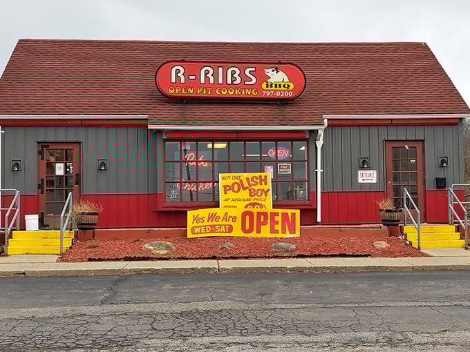 R-Ribs BBQ's rustic red-trimmed building looks like a BBQ postcard come to life. That "Polish Boy" sign is practically calling your name!