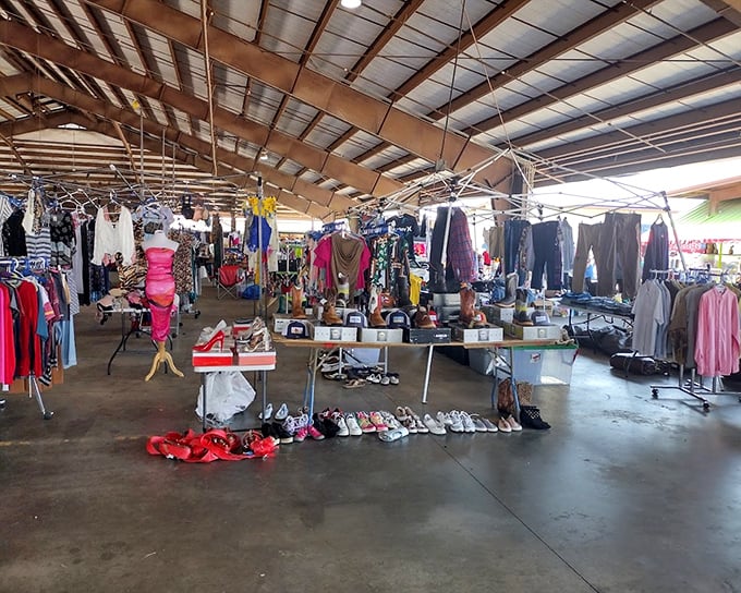 Covered walkways protect treasure hunters from Texas heat while they hunt for perfect deals.