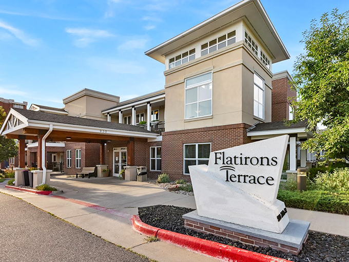 Modern design that doesn't scream "look at me" – just whispers "welcome home" instead.
