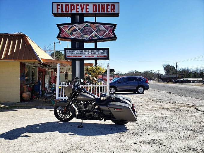 That home-cooked look tells you everything - this is where locals gather for meals that matter most.