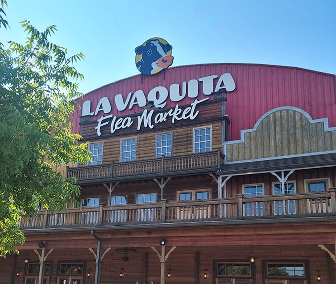 A two-story treasure trove with character to spare. La Vaquita's distinctive red barn design makes it impossible to miss—or resist.