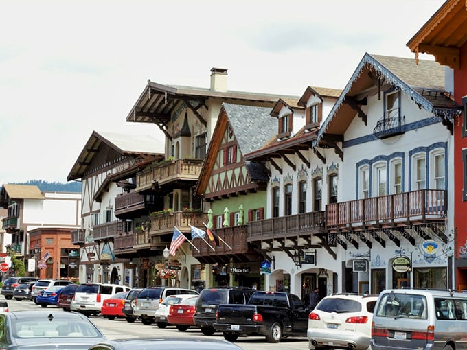 Leavenworth's Bavarian-style buildings transport you to the Alps without the passport. Those colorful storefronts aren't just pretty—they're practically showing off!