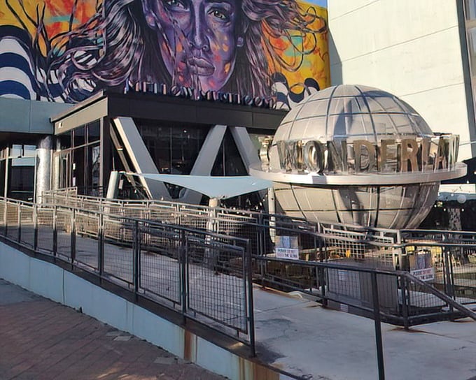 That silver globe outside Mellow Mushroom isn't just for show – it's a monument to their world-class pizza experience.