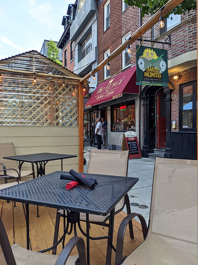 Seafood Unlimited: Outdoor tables bathed in golden light—the perfect urban setting for cracking crab legs while watching the world go by.