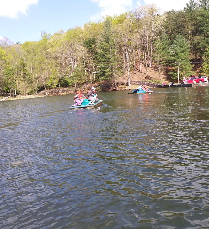 Paddle paradise found! Kingdom Come's serene waters offer a different perspective of the park's majesty—horizontal rather than vertical.