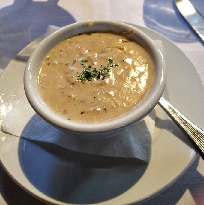 This crab bisque isn't playing around. Velvety, rich, and packed with sweet crab meat—it's the soup equivalent of a warm Southern hug.