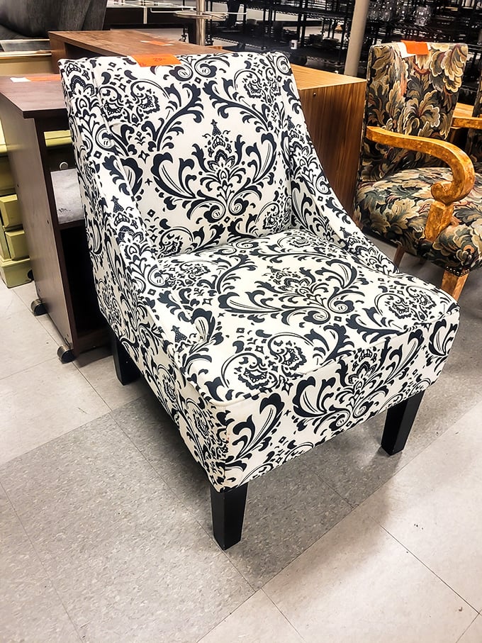 This damask chair isn't just seating—it's a throne for your living room. Somewhere, a designer is charging quadruple for this exact pattern.