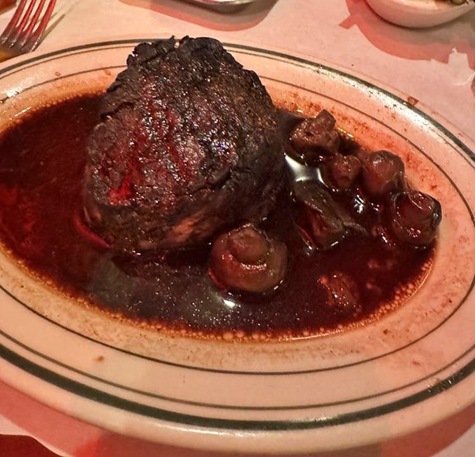 This filet mignon with mushrooms isn't just dinner—it's a religious experience. The kind that makes you close your eyes and whisper "thank you."