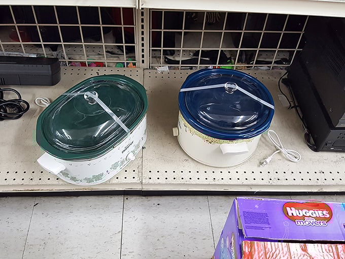 Slow cookers and kitchen gadgets galore! Someone's abandoned countertop appliance is about to become your ticket to effortless weeknight dinners.
