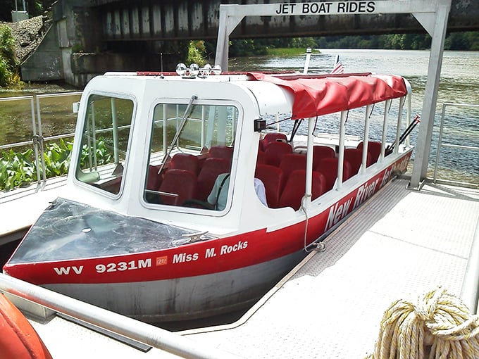 All aboard the "Miss M. Rocks"! The park's jet boat offers thrilling rides through the gorge, providing a splash-tastic perspective from river level.