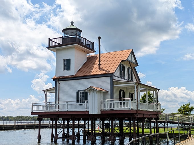The 1886 Roanoke River Lighthouse—proof that tiny homes were cool long before HGTV discovered them.