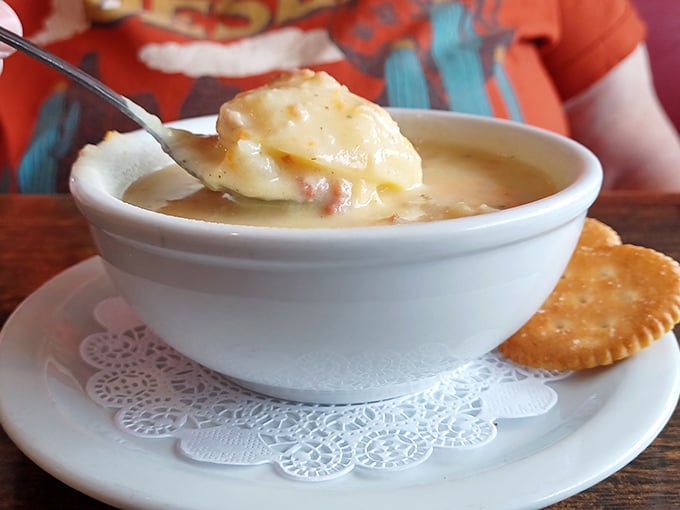 Comfort in a bowl! This potato soup might just be what Oregon winters were invented for—creamy, hearty, and soul-warming.